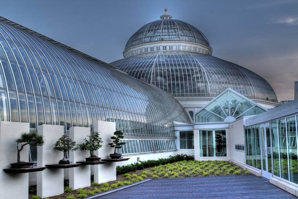 COMO ZOO AND CONSERVATORY TOURS - Field Trip Adventures