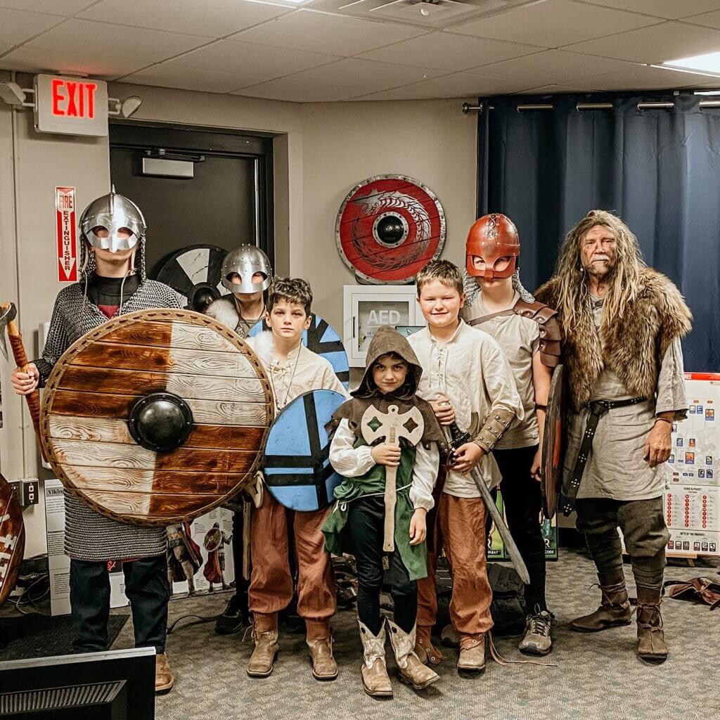 HISTORICAL EXPERIENCES | THE VIKING comes to you! - Field Trip Adventures